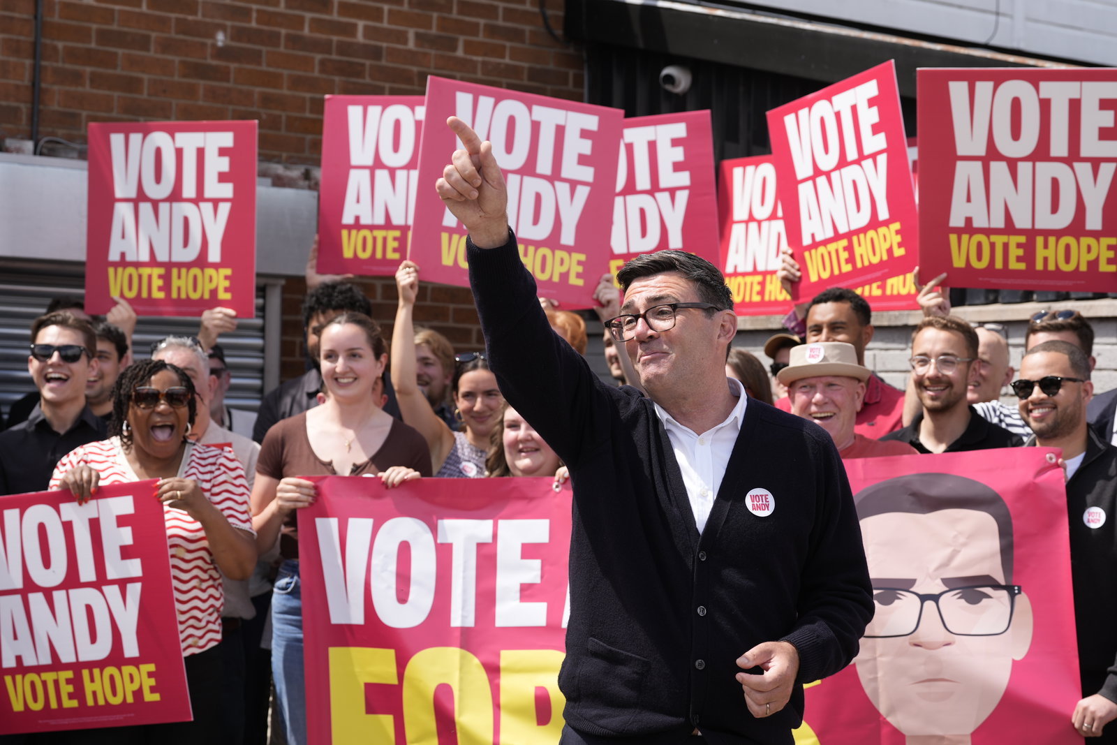 Makerfield by-election polls open as Andy Burnham challenged by Reform ...